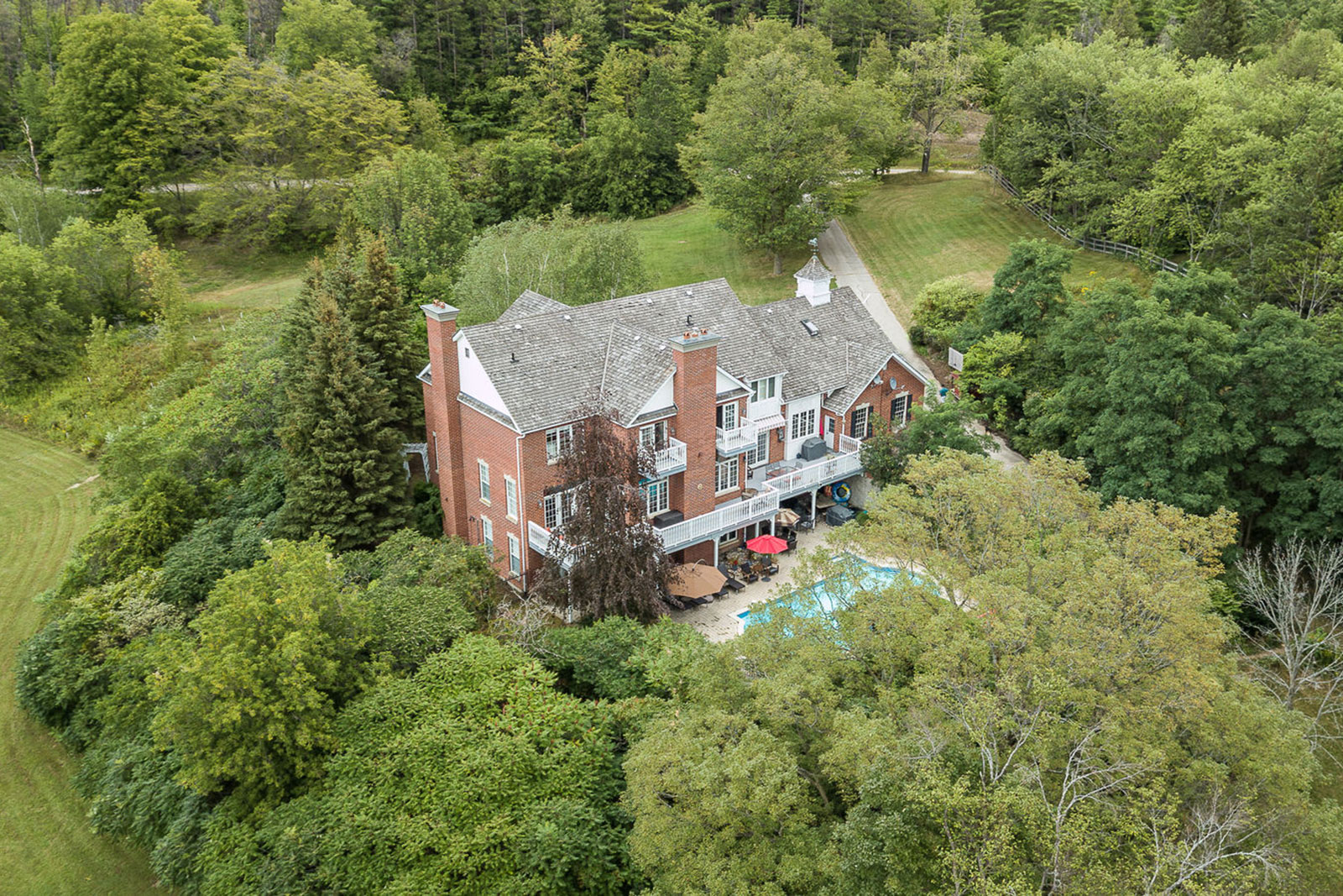 Welcome to Caledon Manor